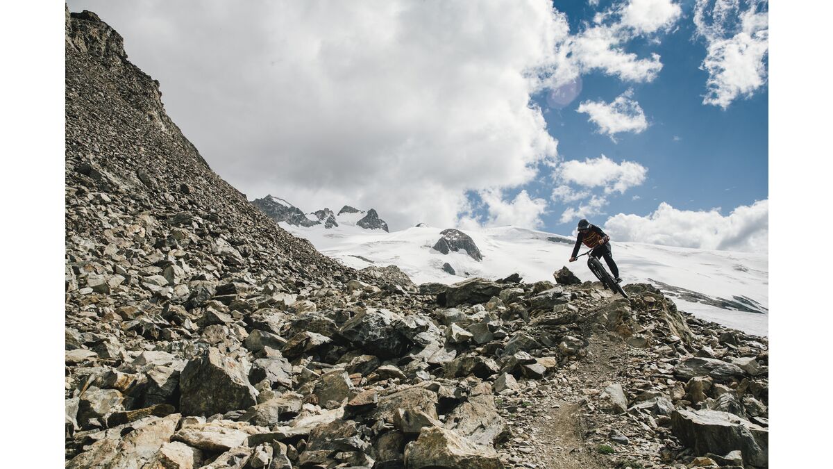 Sam Dale - Megavalanche